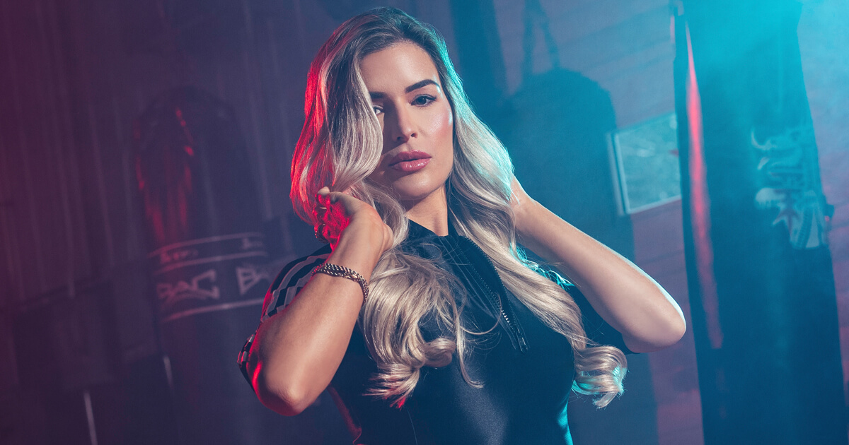 JESSICA KELLETT - SUMMUM Magazine